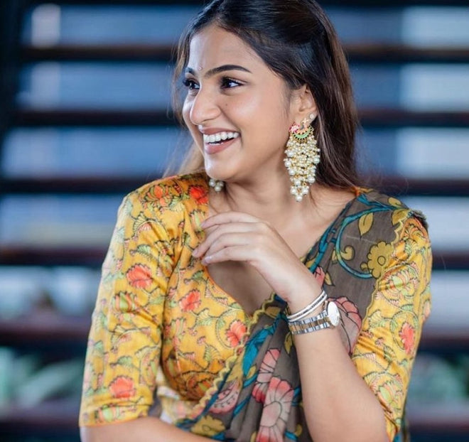 Yuvi_Collections (Instagram)